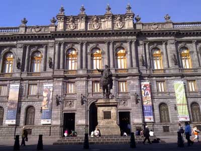 Museo Nacional del Arte Munal ~ Caminando por la Ciudad
