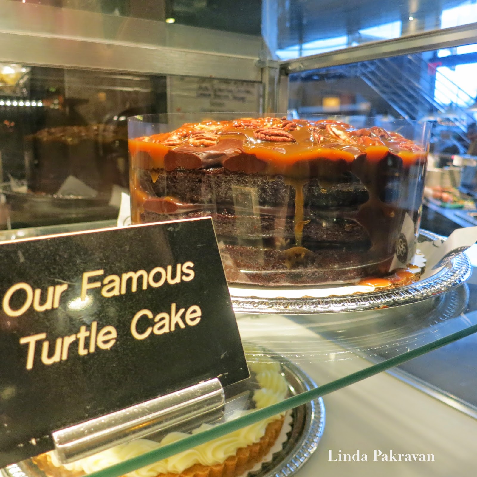 a design snack by Linda Pakravan: A Walk in the Old Neighborhood