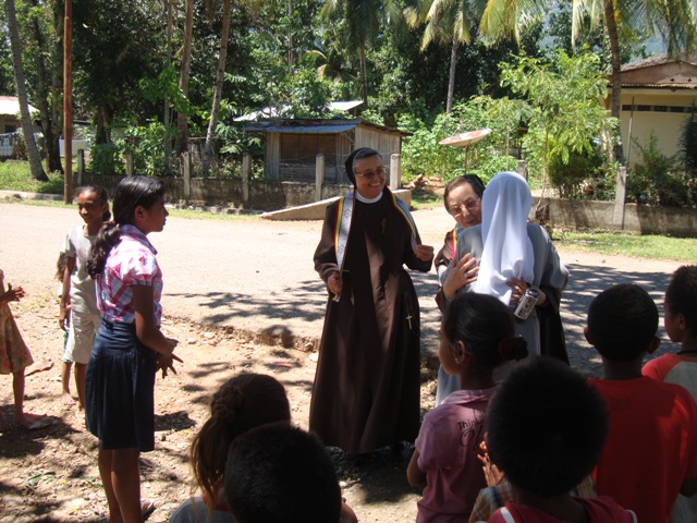 O AMOR DIVINO INFORMA: Correspondência de Ir. Maria Clara, osc e Ir ...