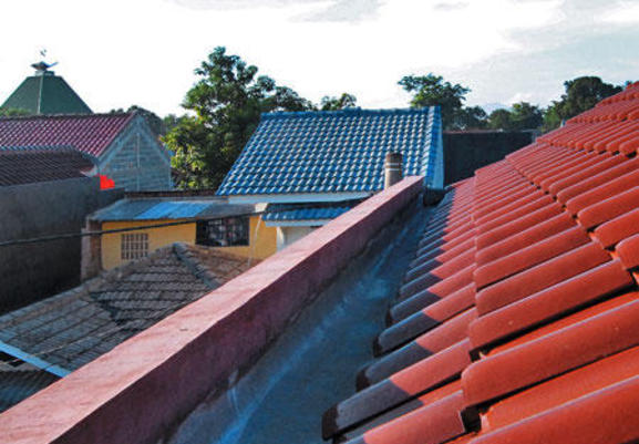 Talang pada atap rumah Anda bocor? Ini cara mengatasinya dengan mudah ...