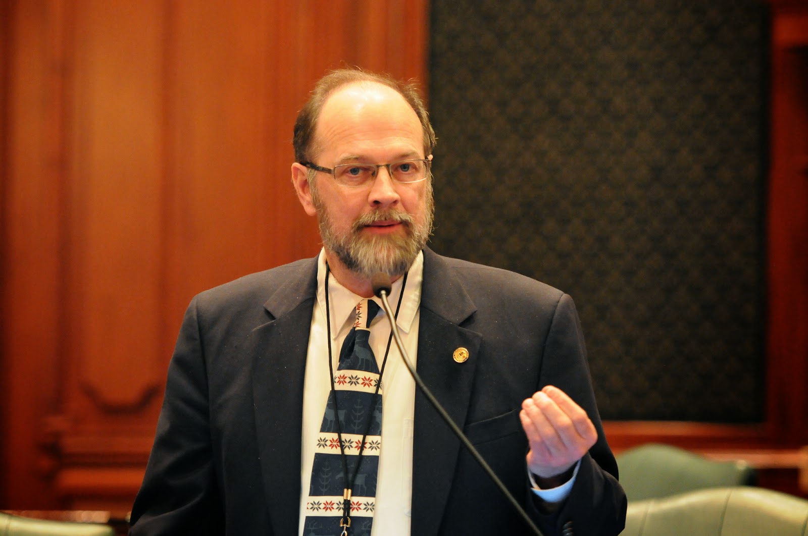 The Caucus Blog of the Illinois House Republicans: Q & A with State Rep ...