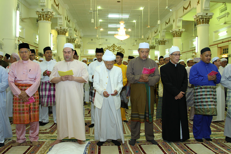 MAJUN MUTIARA ORIGINAL: Sultan kelantan agong baru