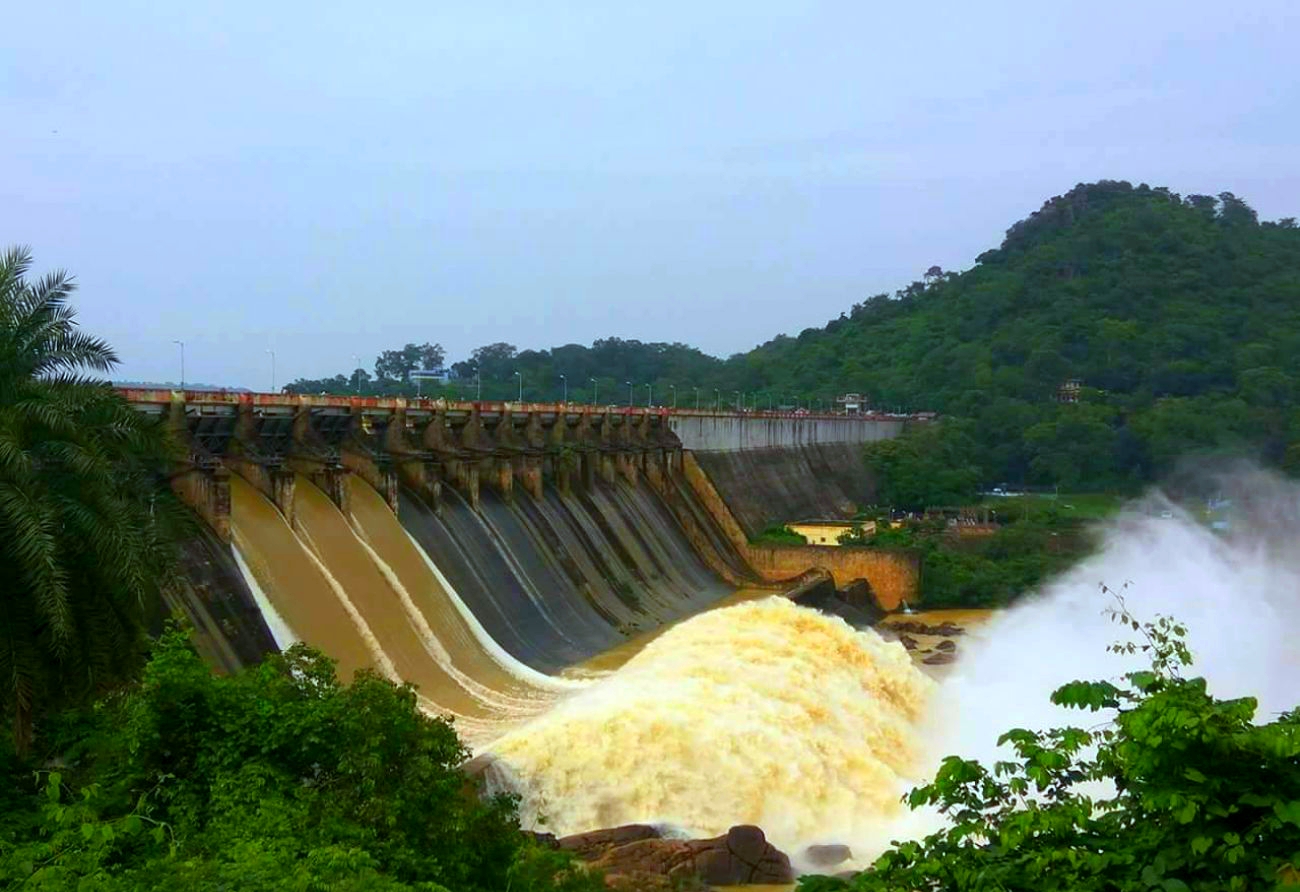 Travel company: A TRIP TO MASSANJORE DAM