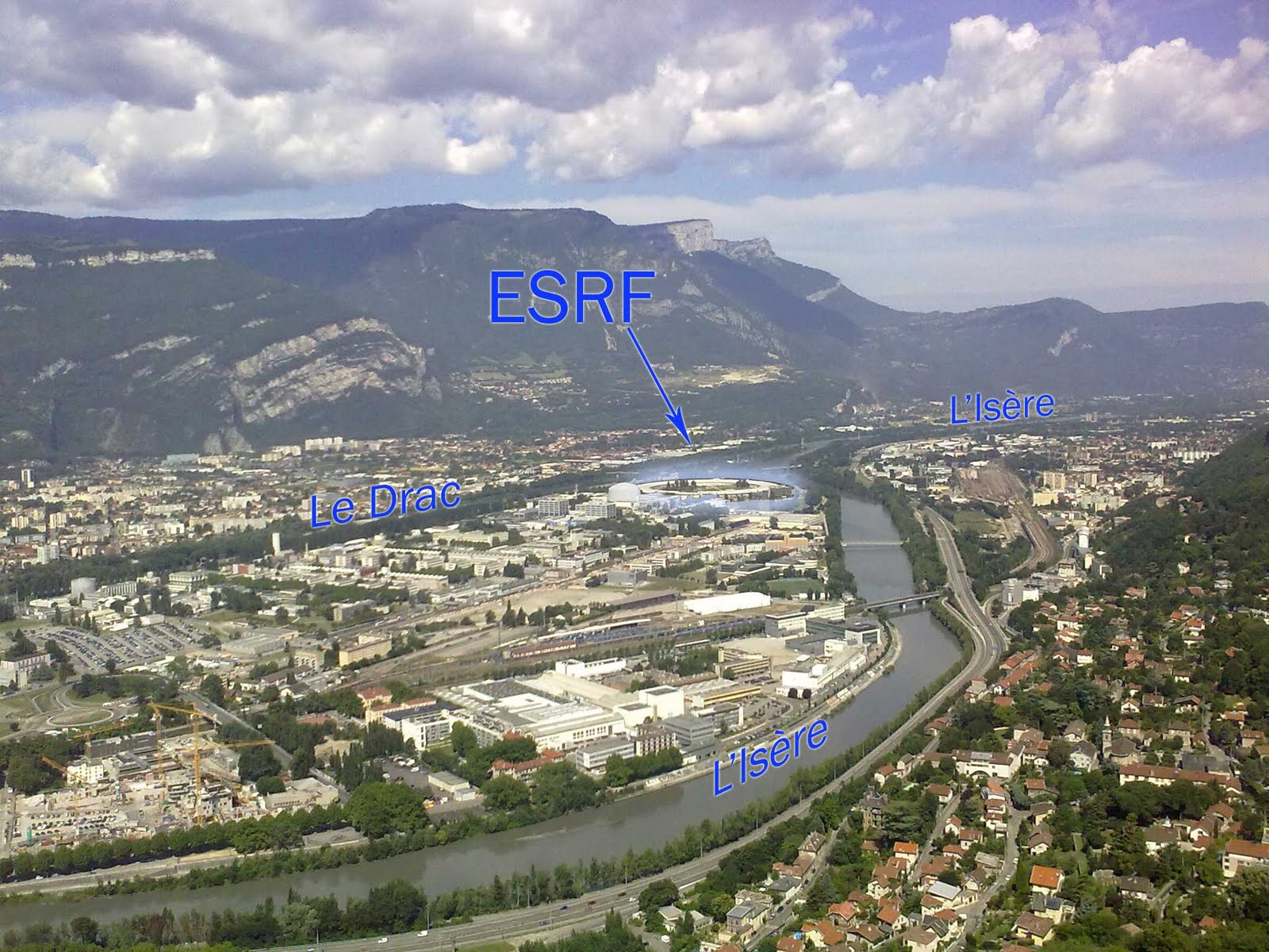 Kesäkoulu Grenoblessa: Vierailu ESRF:ssä