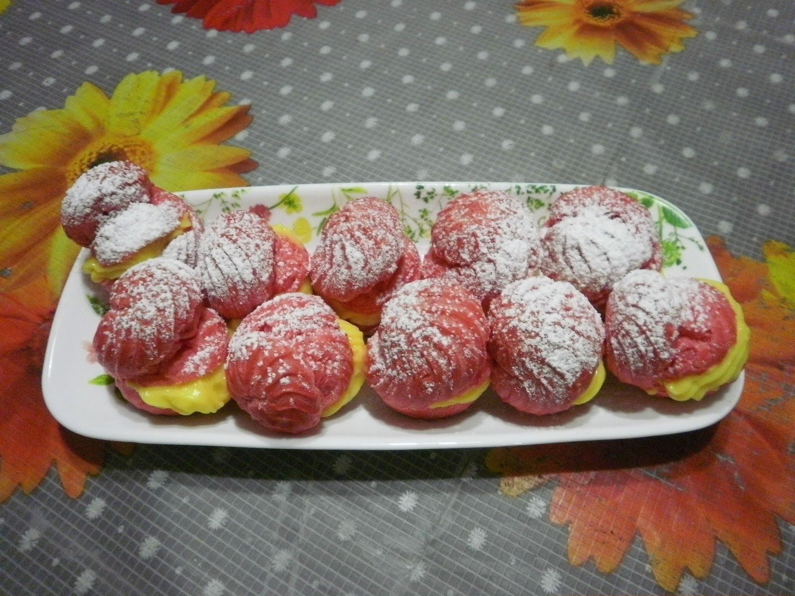 Zara ♥ Baking: PINKY CREME PUFF