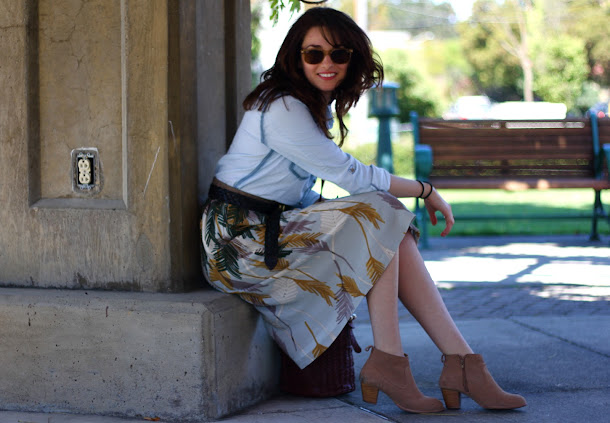 PostGradChic: Buttoned Up... And Down