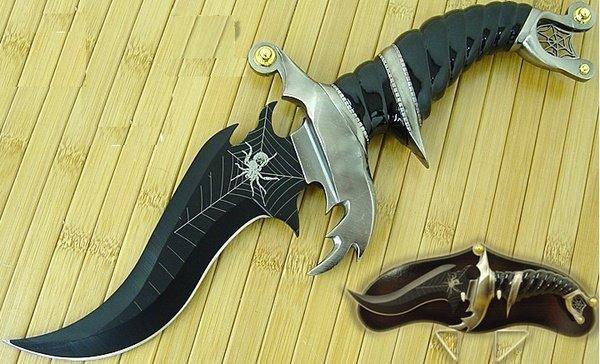 exclusive stuff: Deadly Daggers