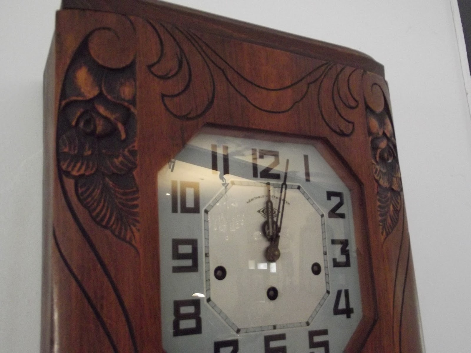 ancien carillon Westminster IROD sonne minuit demi quarts d' heures 12 ...