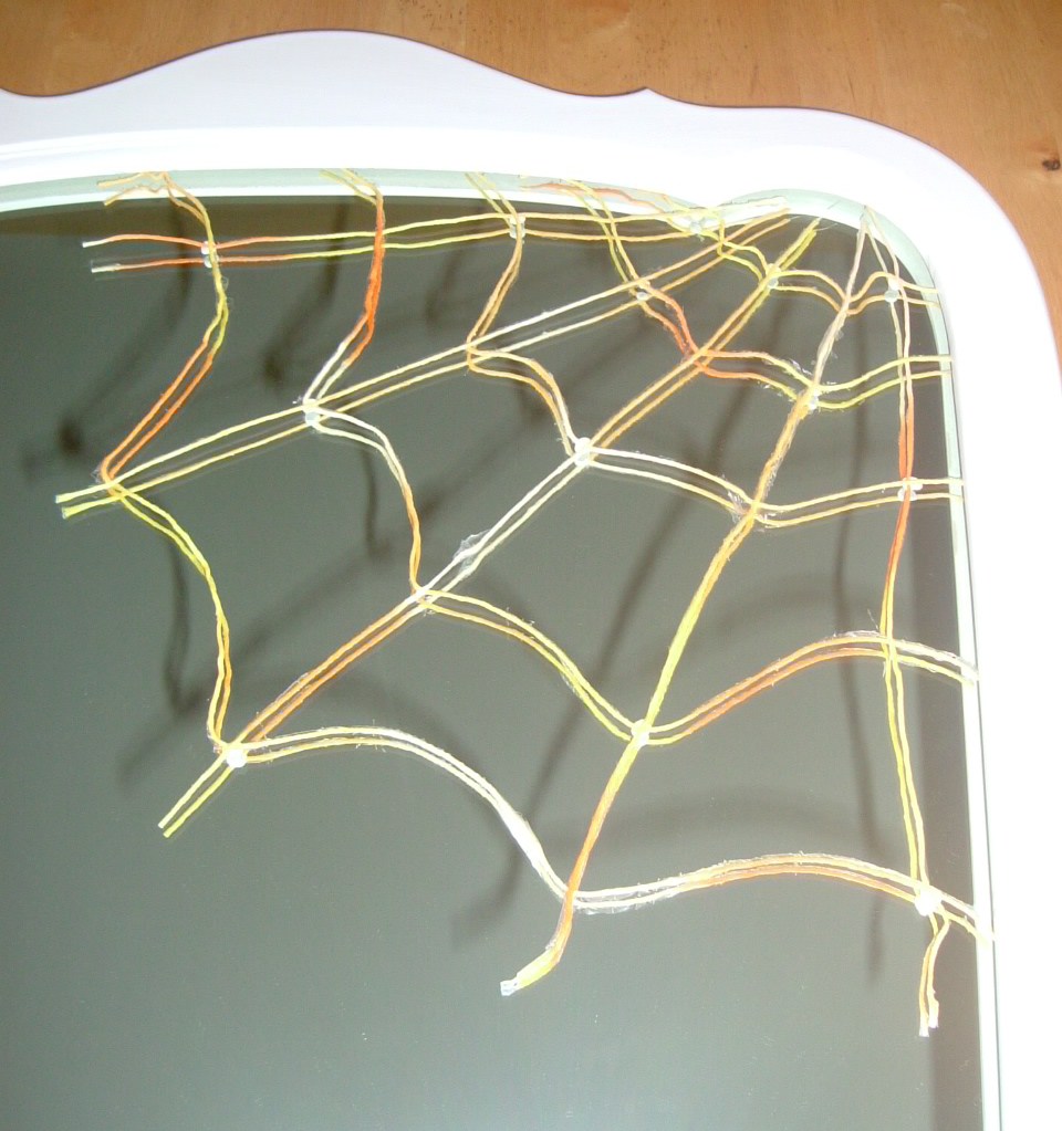 nickety nackety noo: Spider web from yarn
