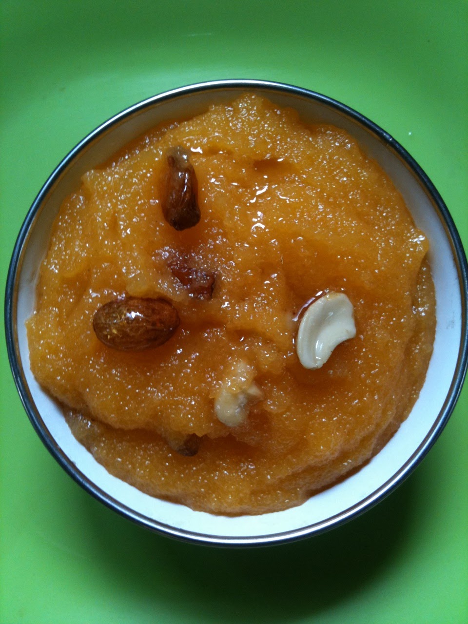kranthi's kitchen: kesar halwa