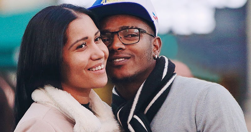 Being Single vs. a Relationship: What’s Right for You?