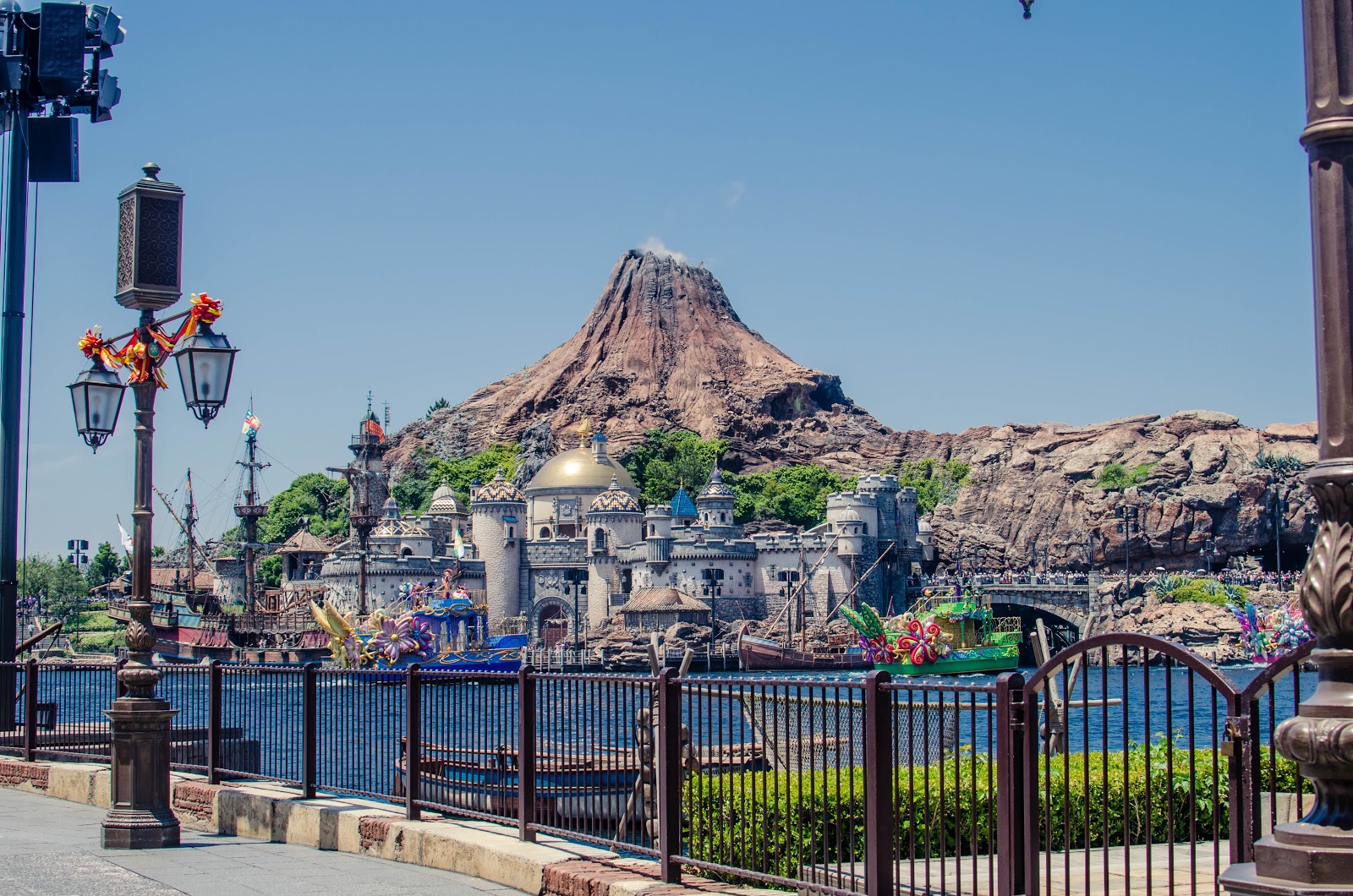 Tokyo DisneySea: The Ultimate Guide to Your First Visit - Project Gora ...