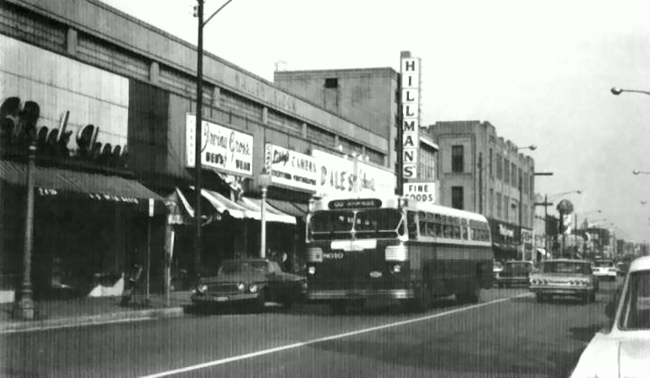 The Digital Research Library of Illinois History Journal™ : Photographs ...