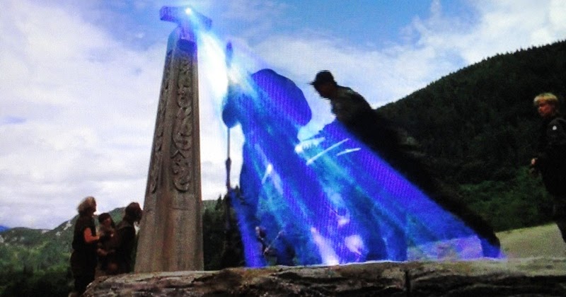 MUSINGS OF A SCI-FI FANATIC: Stargate SG-1 S1 Ep8: Thor's Hammer