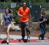 David Duchovny out with his kids during Father's Day | Duchovny Central