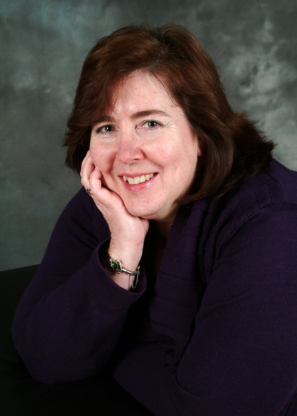 Totally Tesseracts: On the Eleventh Day of Tesseracts: Lynne M. MacLean ...