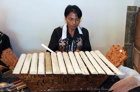 Sabah Di Bawah Bayu: Masyarakat KadazanDusun