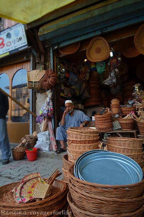 My ‘Old City’ Photo Walk In Srinagar - Voyager For Life