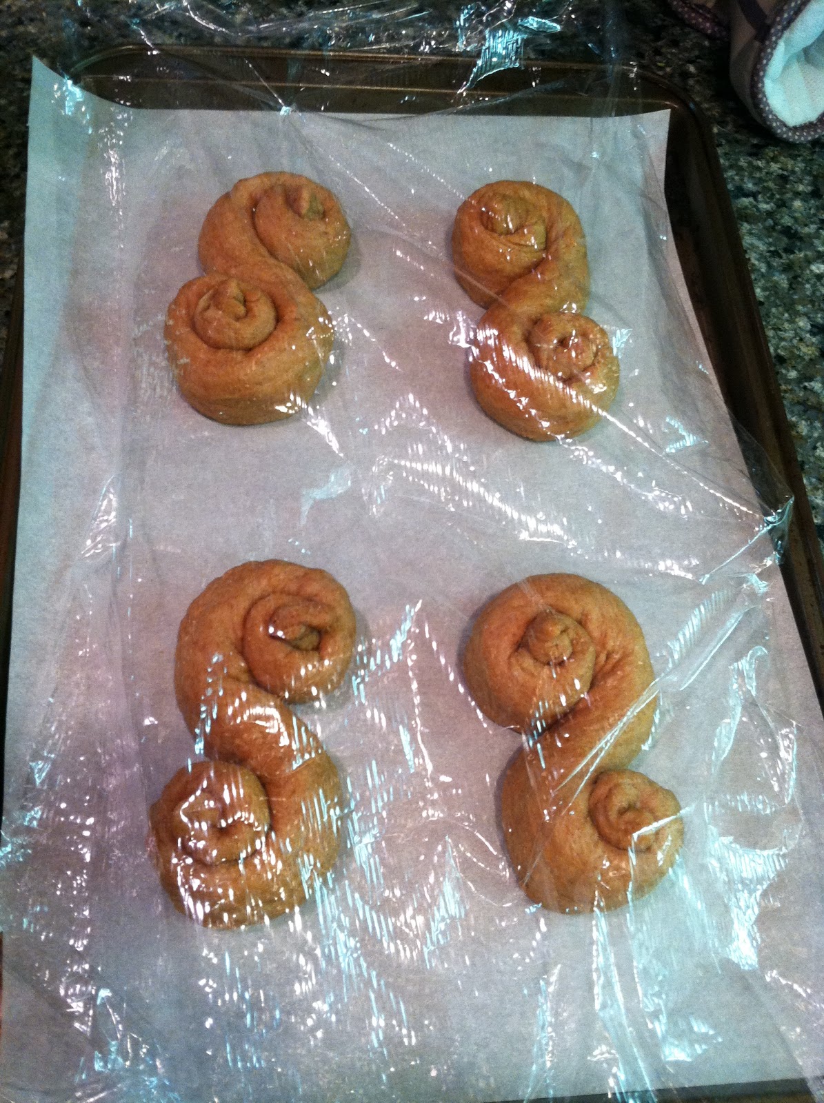 The Bread Maiden: St. Lucia Buns
