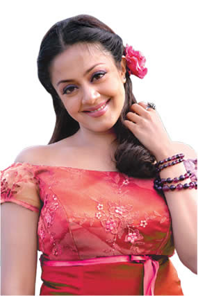 Heroines 360º: Actress Jyothika Beautiful Snaps