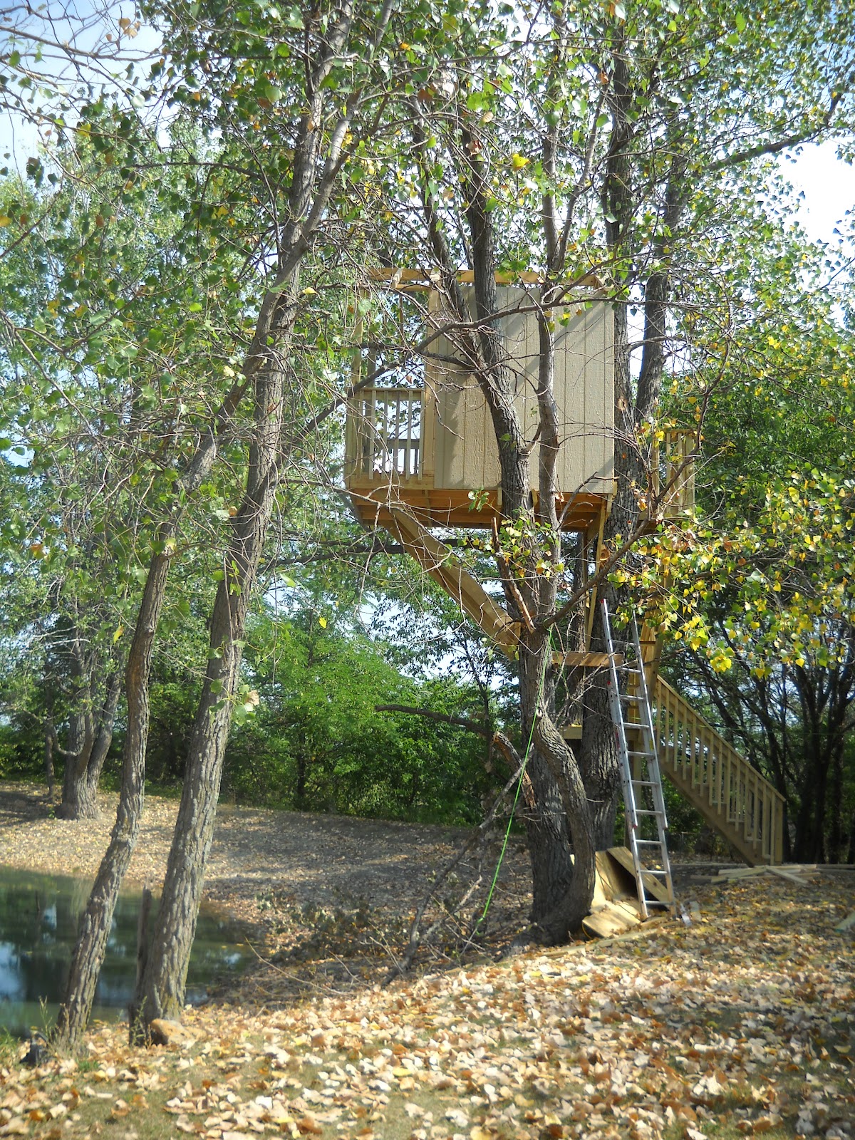 Best Woodworking Plans Book: Building Deer Tree Stands Wooden Plans