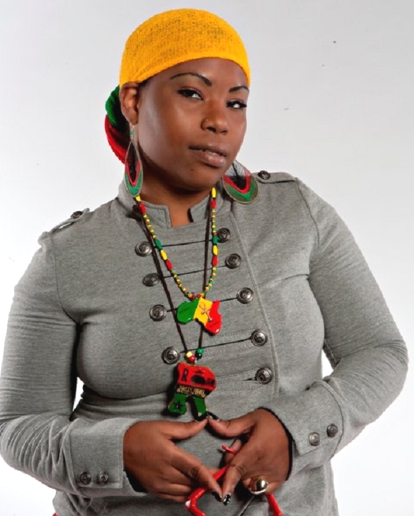 Reggaediscography: PRINCESS THUNDAH - PROFILE: (Reggae Singer)