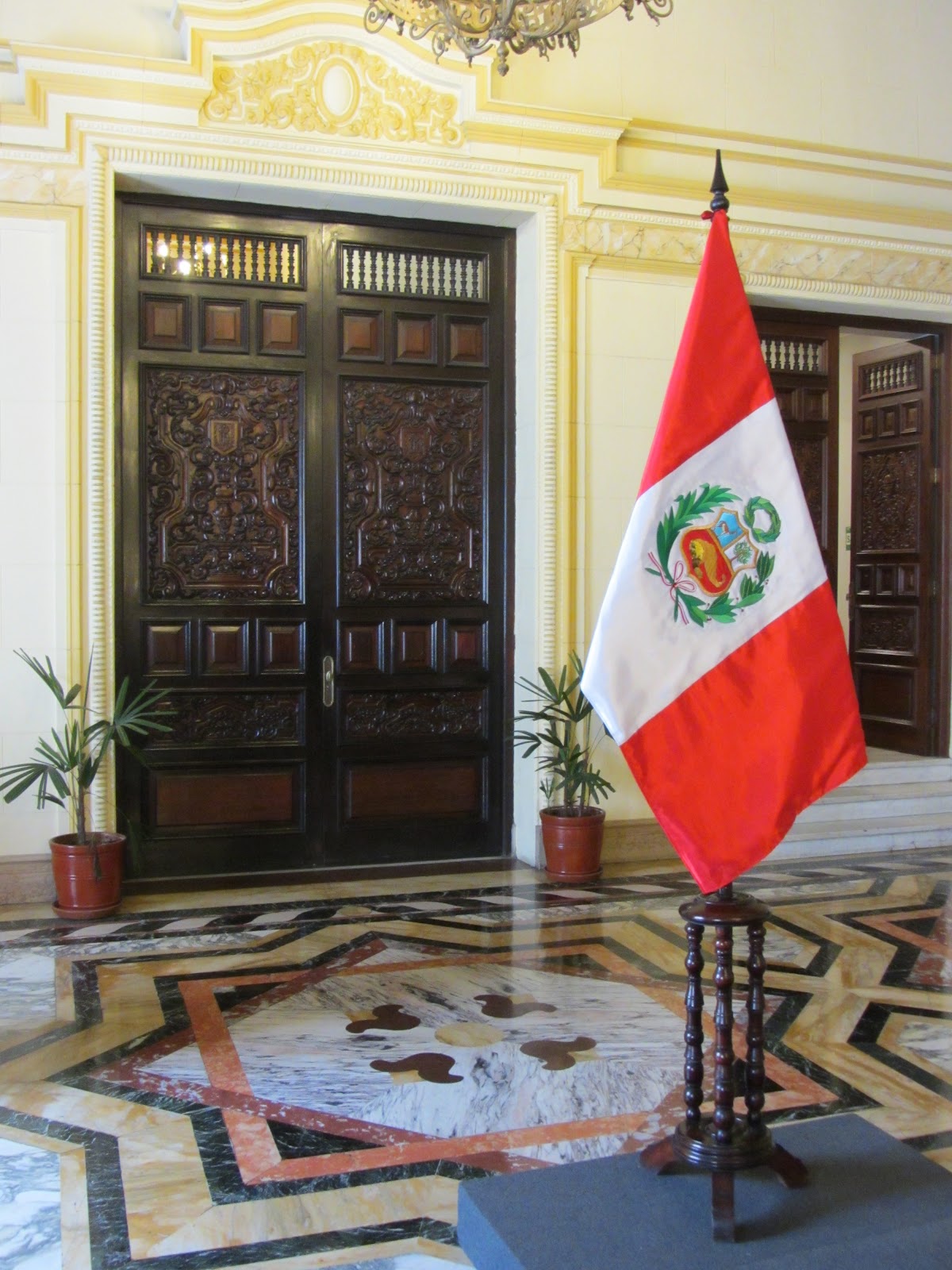 Derrall & Julie: The Presidential Palace of Peru