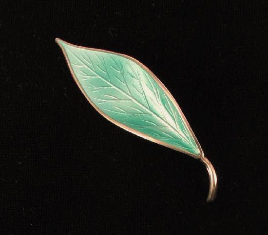 Collecting Vintage and Contemporary Jewelry