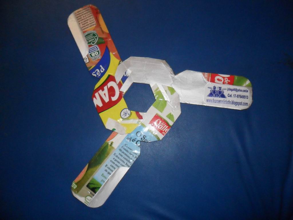 Bumerangue de Papel: Modelos atuais de bumerangue de papel