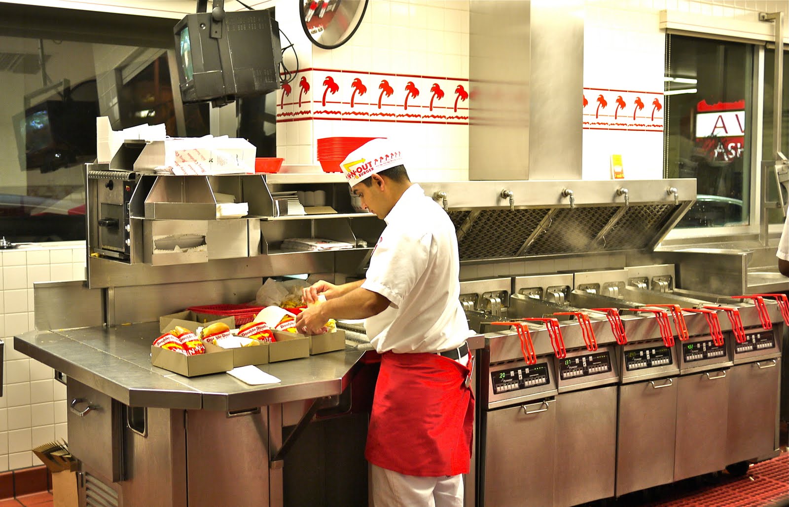 Smitten by Food: In-N-Out @ Los Angeles