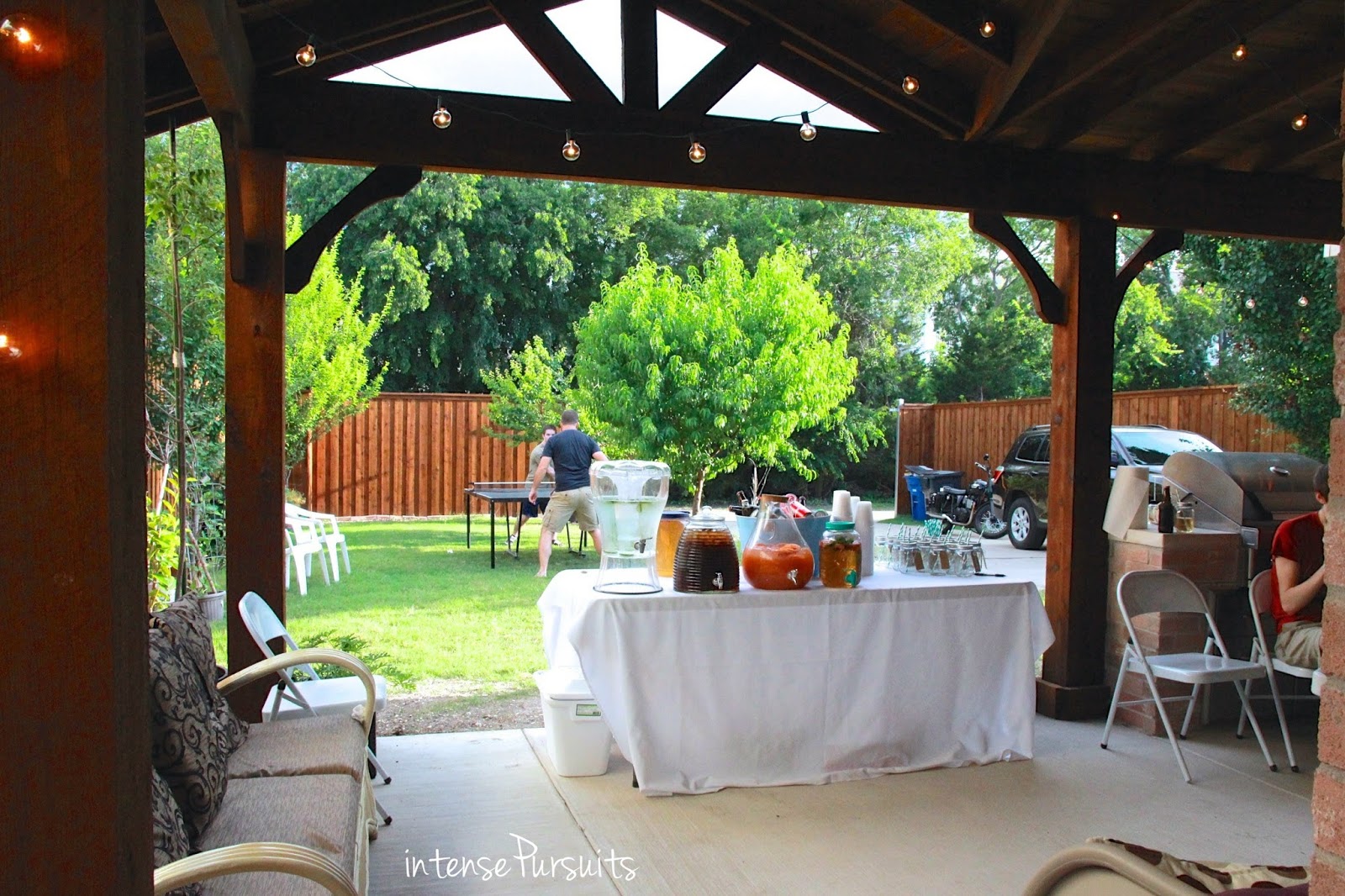 DIY: sailor-navy themed indoor/outdoor graduation party