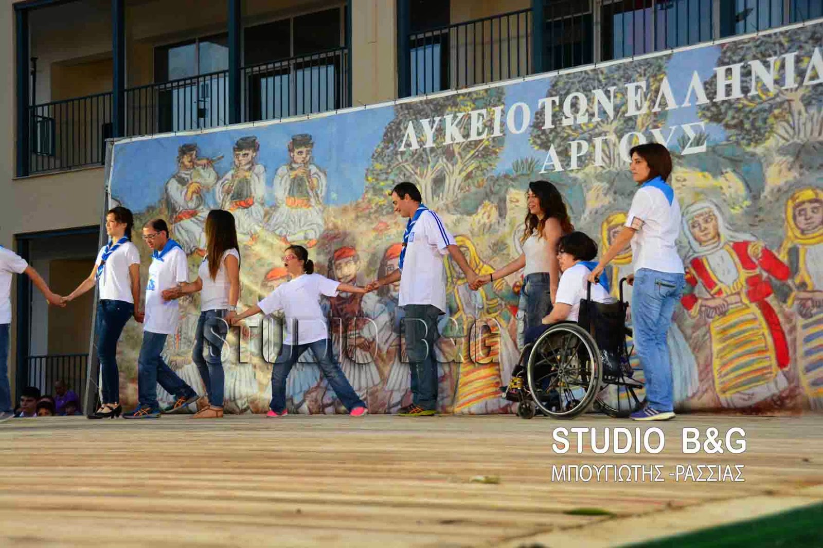 Καταχειροκροτήθηκε το Λύκειο Ελληνίδων Άργους (βίντεο) - Αργολικές Ειδήσεις