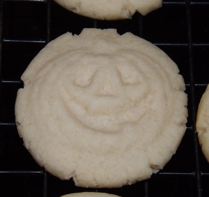 Biddle Bits: Halloween cookie-stamp Shortbread Cookies