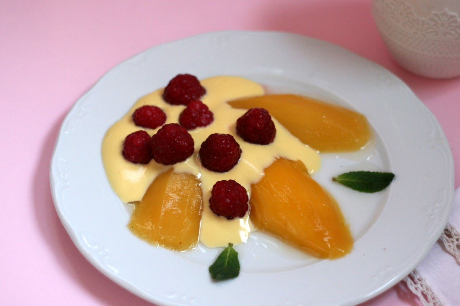 Mary505: Sabayon con mango y frambuesas