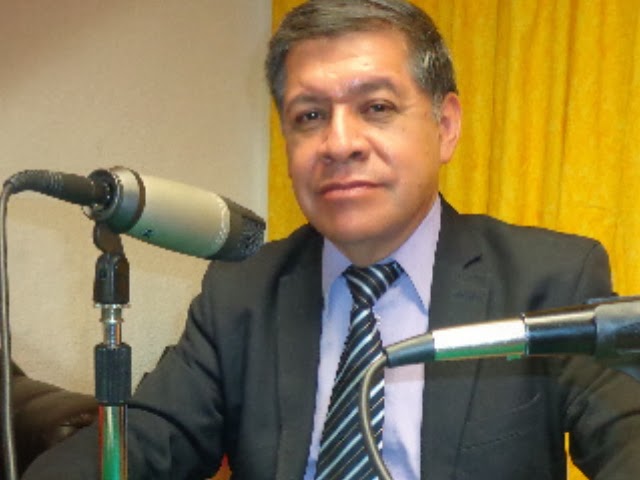 POR LA LUPA: EN RADIO HECTOR A. VELASCO SALINAS CON EL MUNDO DEL ...