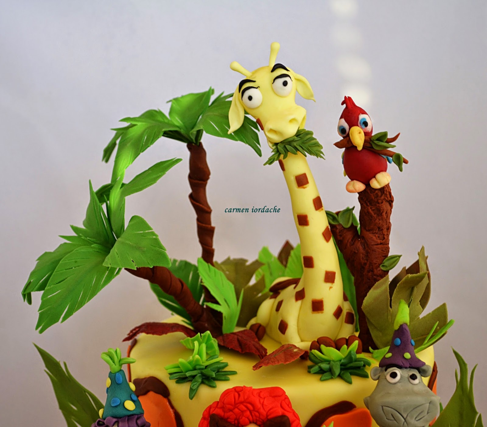 CARMEN'S ART CAKES -Bucuresti: Tort jungle - Amazonia Play