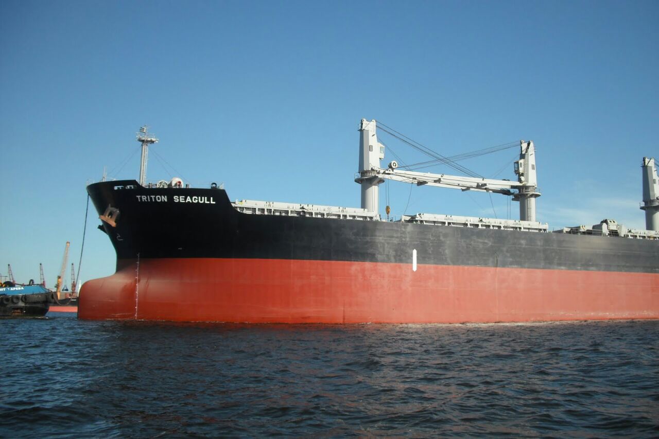 Santos Shiplovers: M/V Triton Seagull / 3EMN - Em manobras