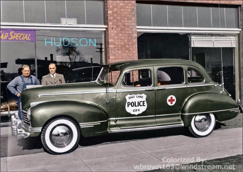 18 Incredible Colorized Photos of American Police Cars From Between the ...