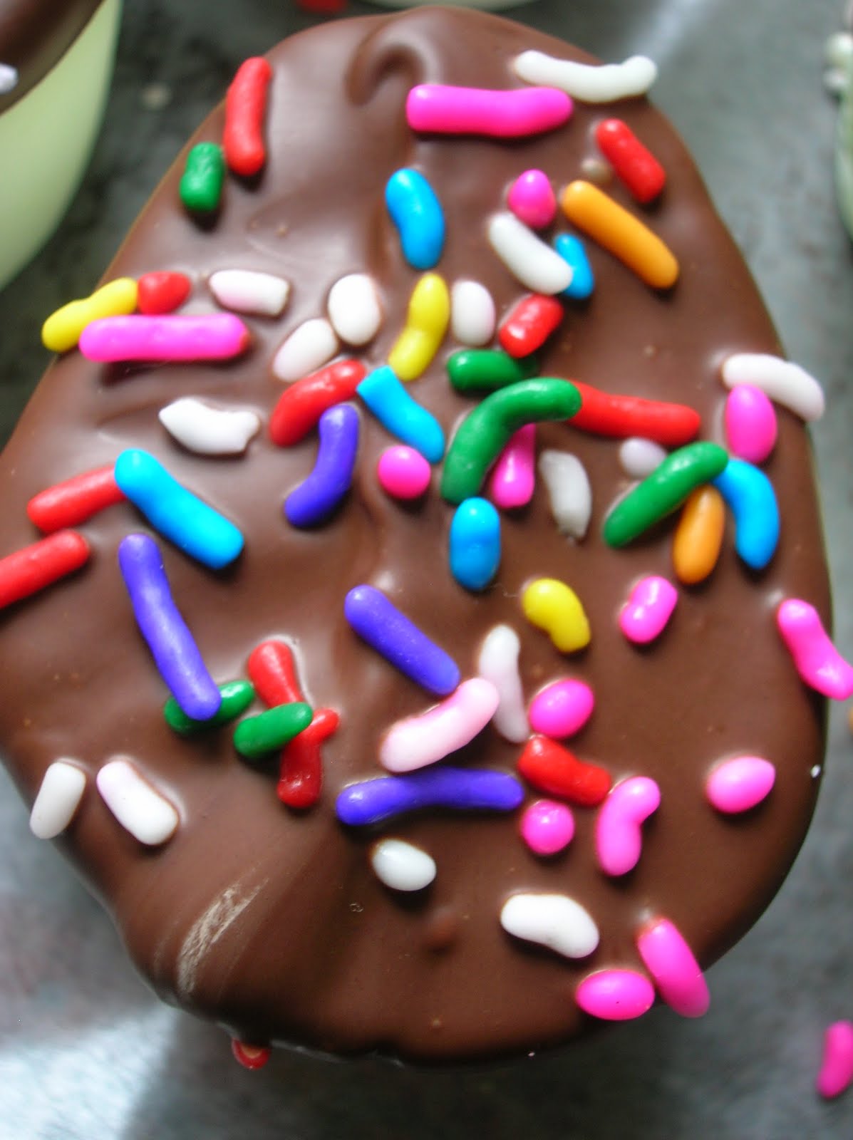 Rindy Mae: Chocolate-Dipped Marshmallow Eggs