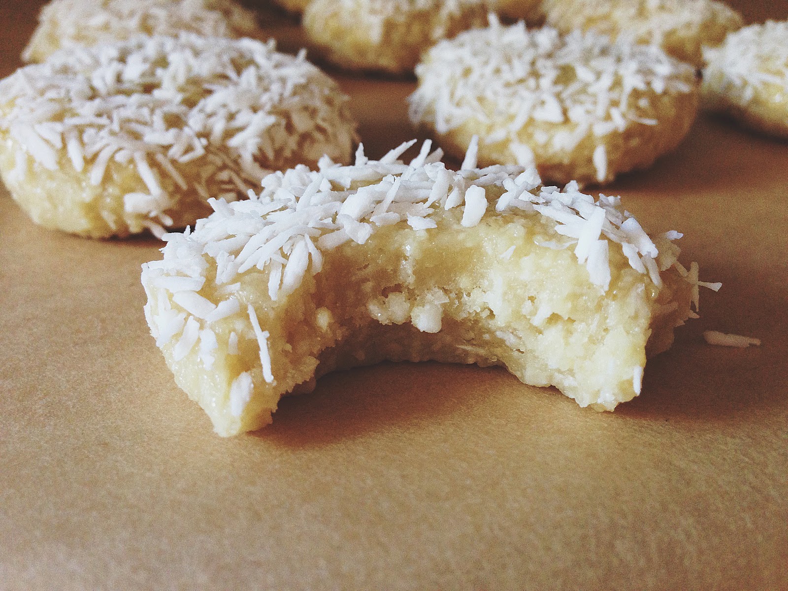 Made to Create: Raw Lemon Coconut Cookies
