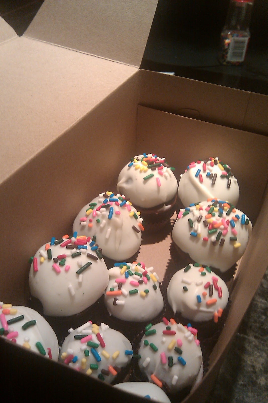 The Good Life: Cupcake Bites