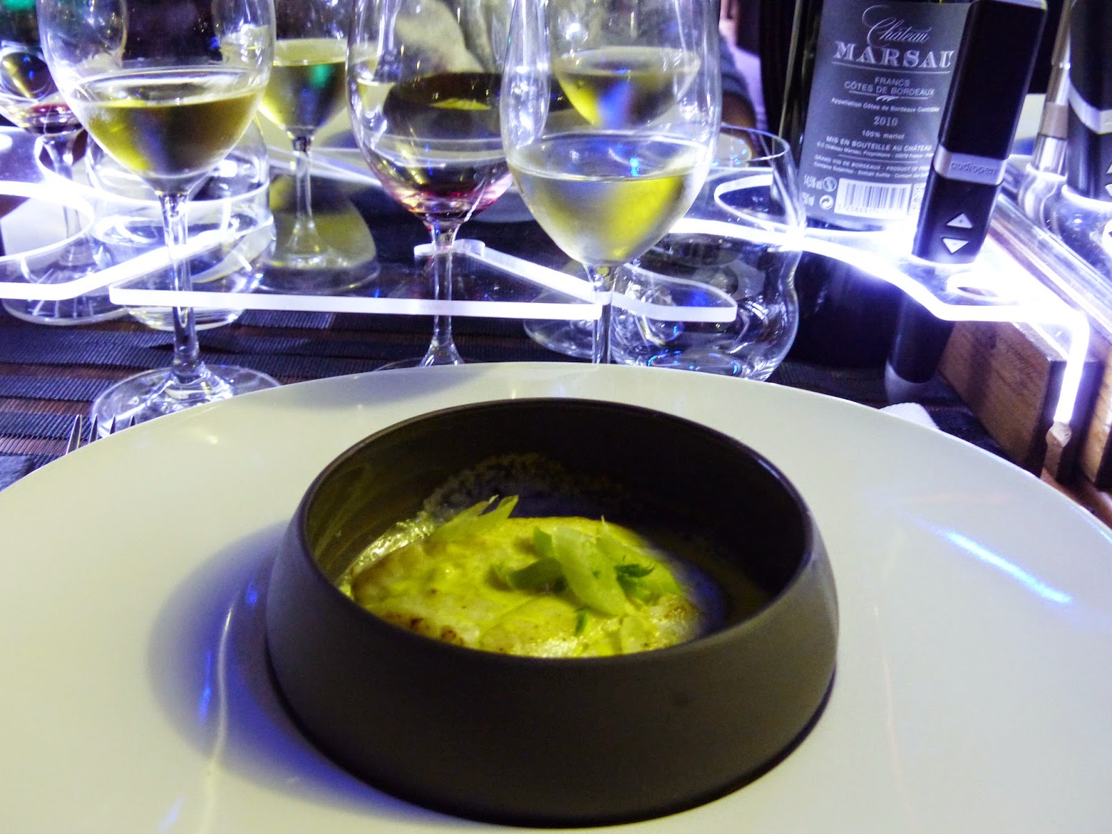 Le Bustronome : le repas gastronomique sur 6 roues - Parisian touch