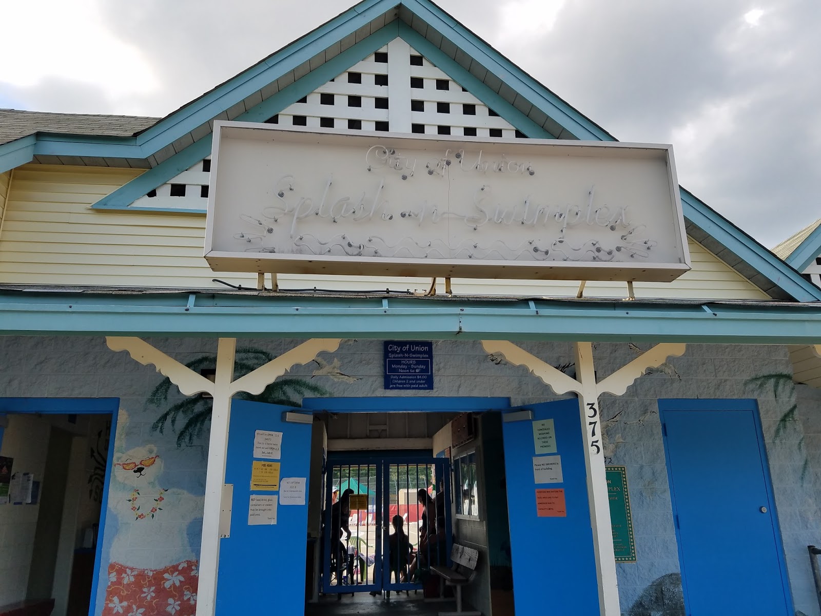 Play St. Louis: Splash and Swimplex Pool, Union