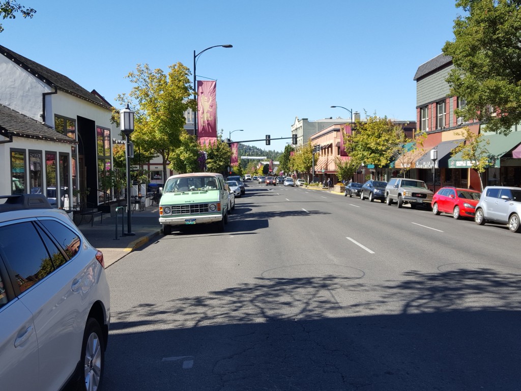 Walks and Hikes in Portland and Beyond: Ashland - Southern Oregon