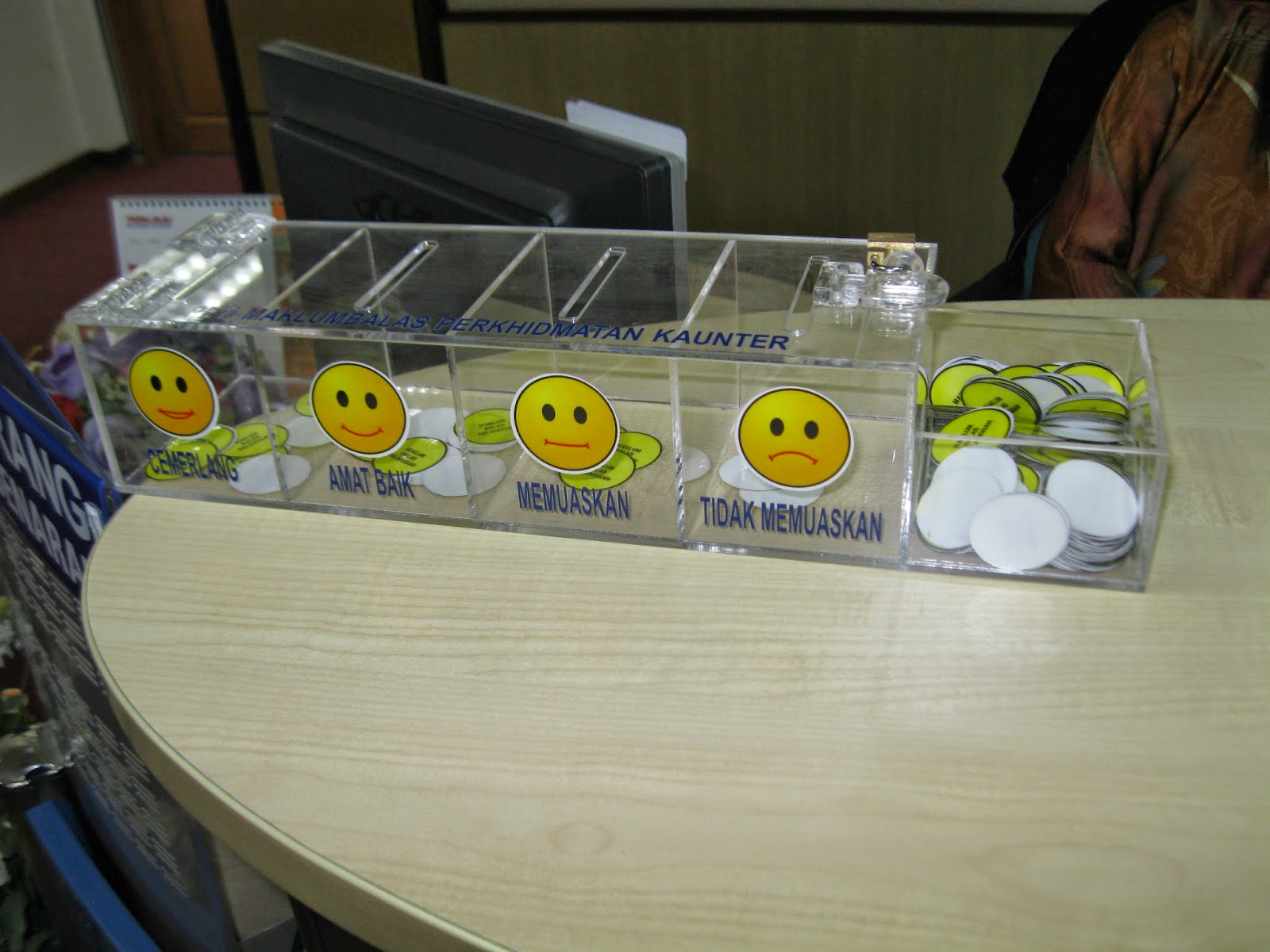 Amalan Kerja 5S: Contoh-contoh gambar amalan 5S di ILPKK...