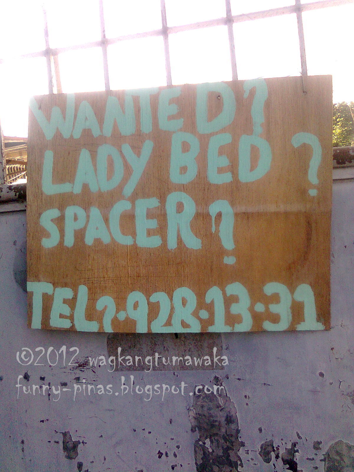 FUNNYPINAS: wanted lady bed spacer