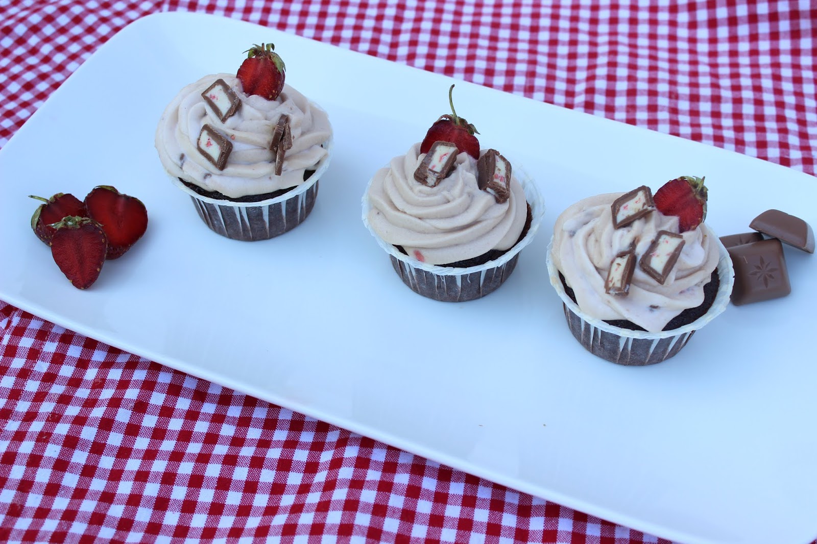 gruensteinKitchen: Yogurette Cupcakes