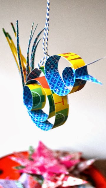 Curly Paper Birds | Munchkins and Mayhem
