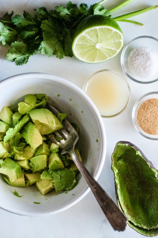 Sweet Treats: food, photography, life: Simple Guac (AIP)