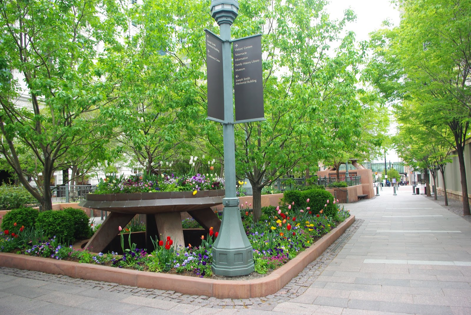 Jana's Place: Temple Square in Spring